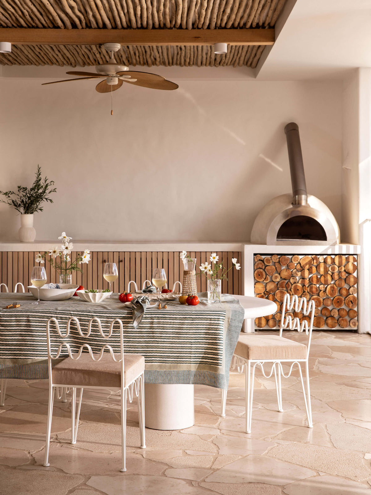 How to Style a Mediterranean-Inspired Tablescape