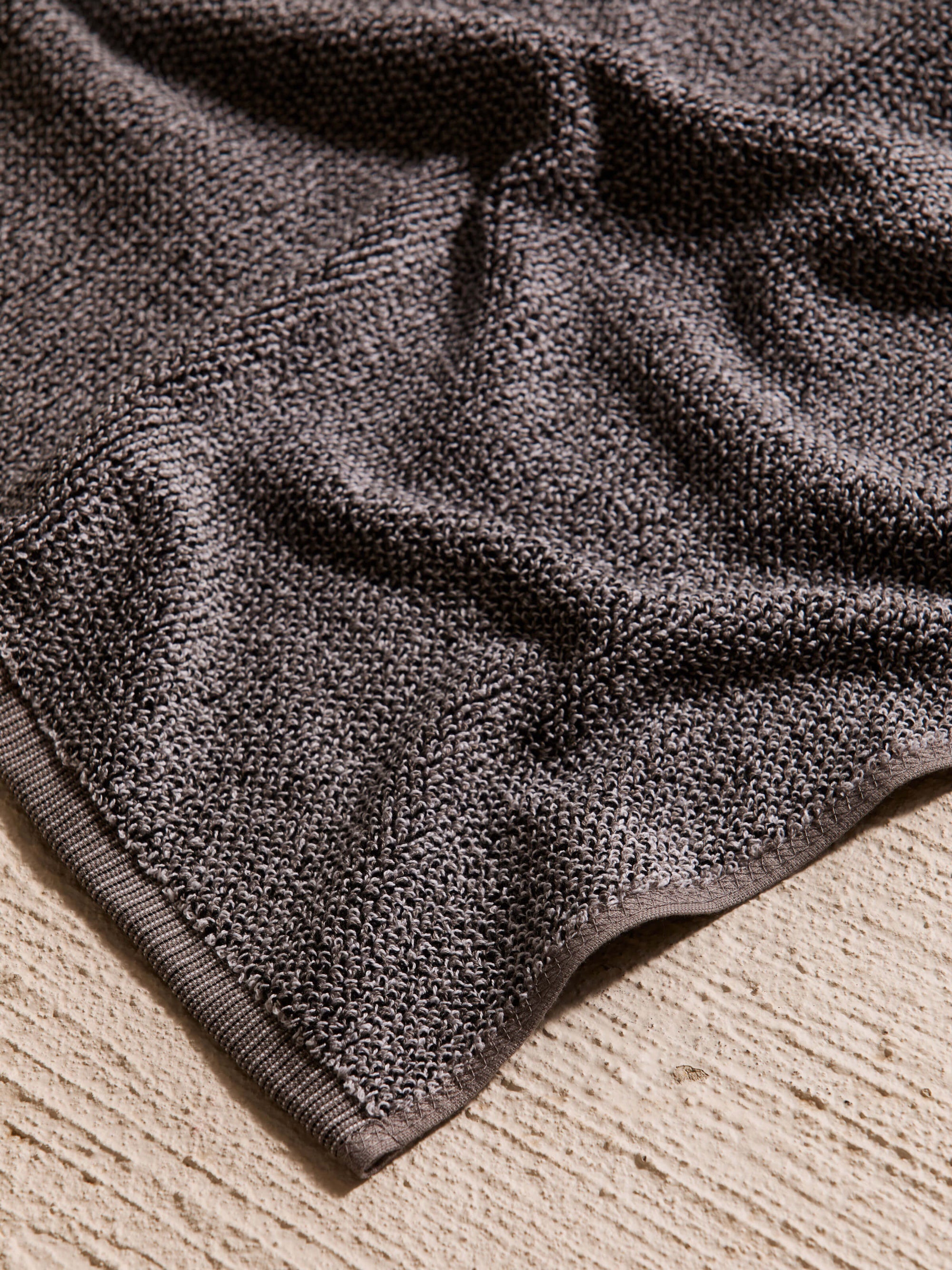 Buy Luxury Dark Grey Towel Sets Online - Tweed Coal