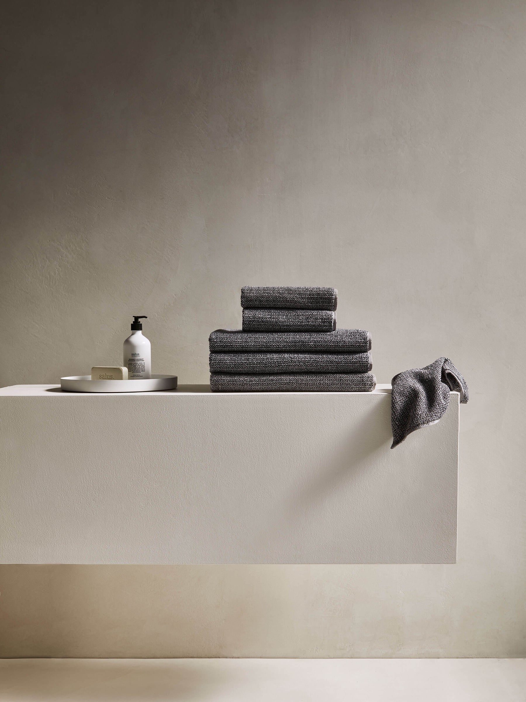 Tweed Coal Bath Towel Set - Luxury towels from L&M Home